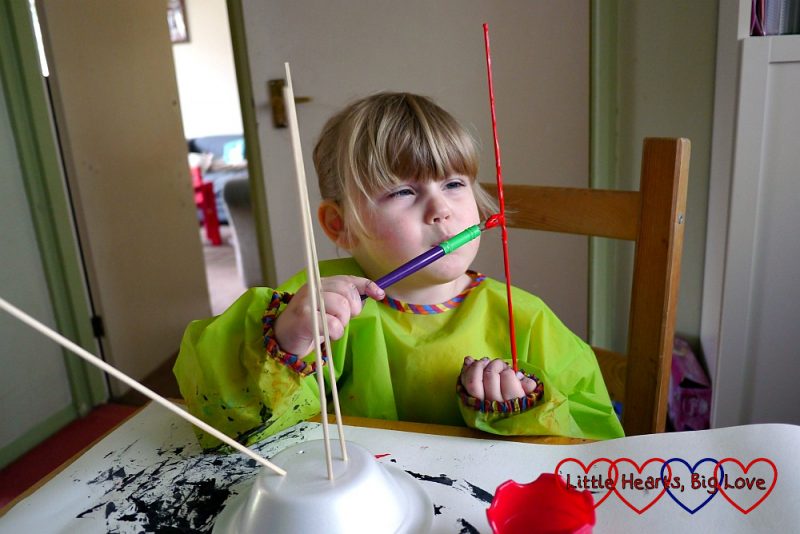 A simple Tour de France inspired bicycle craft for preschoolers ...
