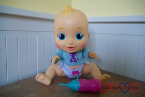 Review - Baby Wee - Little Hearts, Big Love