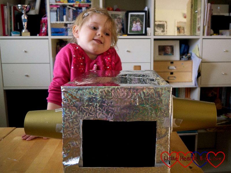 Crafting with kids: Making a robot helmet - Little Hearts, Big Love