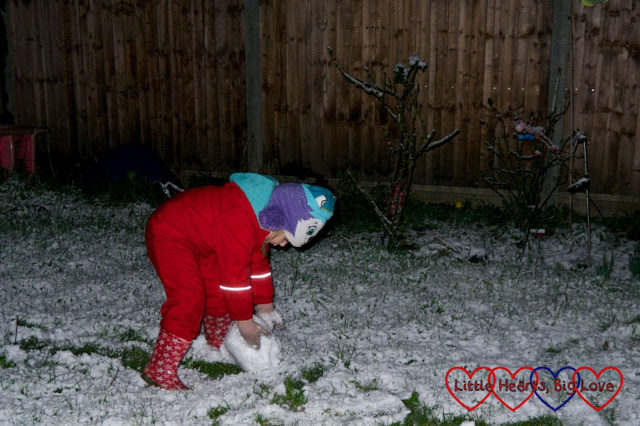 The first snow of the year - Little Hearts, Big Love