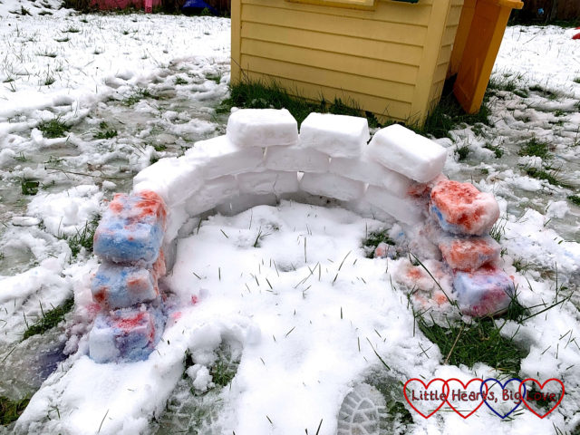 Fun in the snow: making a colourful igloo - Little Hearts, Big Love