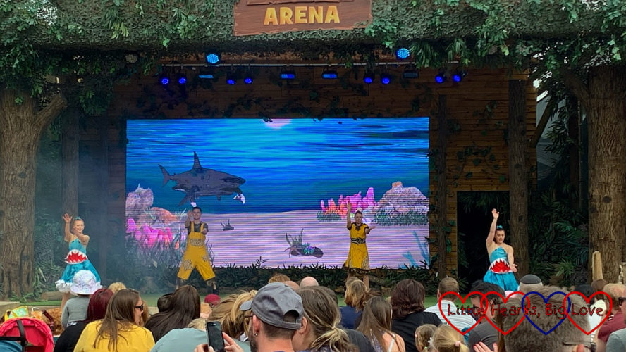 What can you do at Chessington World of Adventures with little children ...