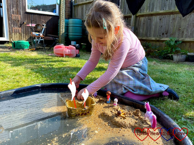 Outdoor learning and sensory play using the tuff tray - Little Hearts ...