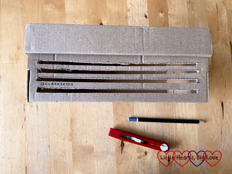 How to make a shoebox theatre - Little Hearts, Big Love