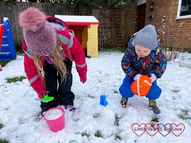 Making the most of the snow: seven snow-day activities - Little Hearts ...