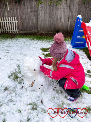 Making the most of the snow: seven snow-day activities - Little Hearts ...