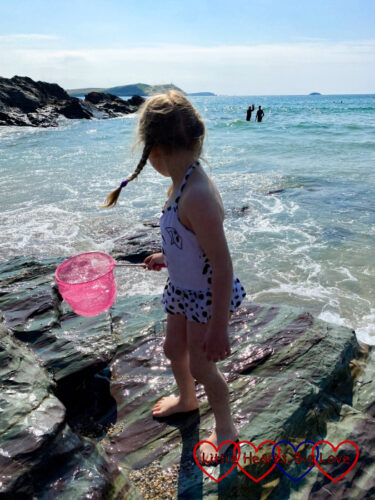 An afternoon on the beach at Baby Bay - Little Hearts, Big Love